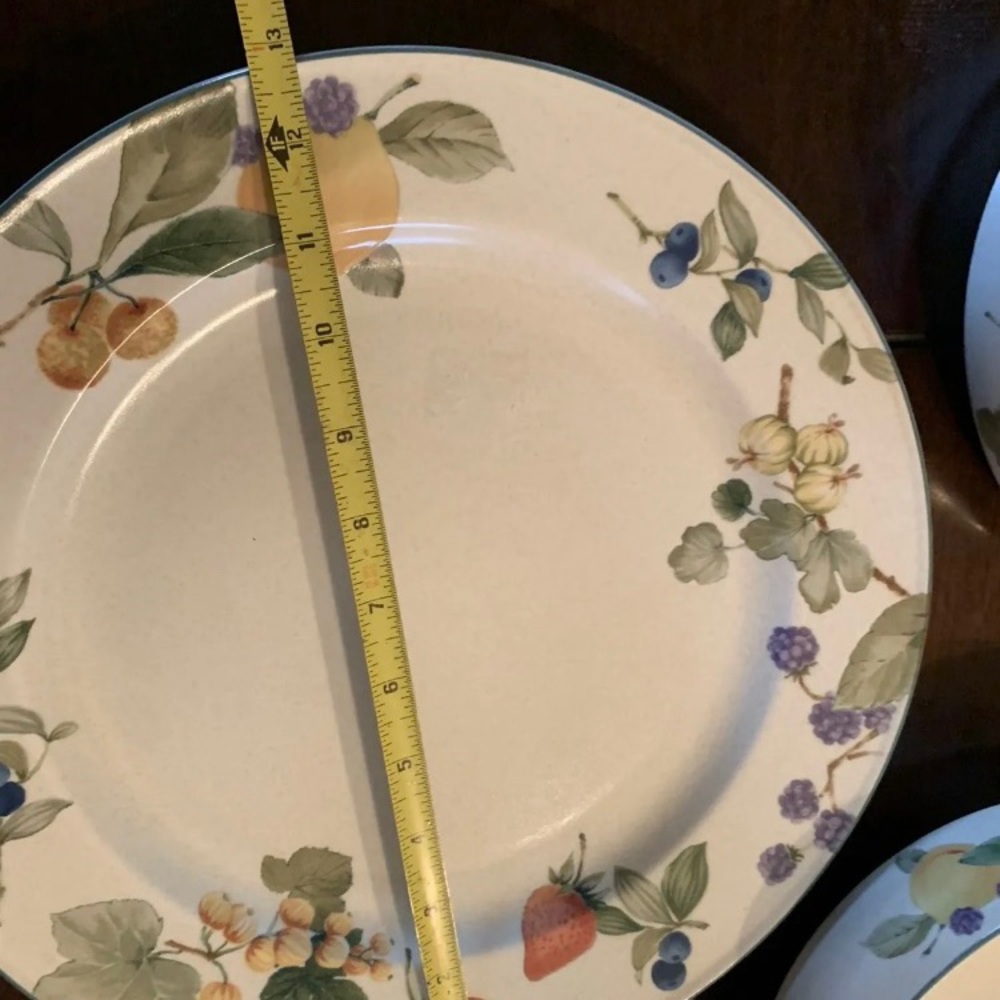 Mikasa Intaglio Fresh Fruit Platter & Vegetable Bowls - Gem